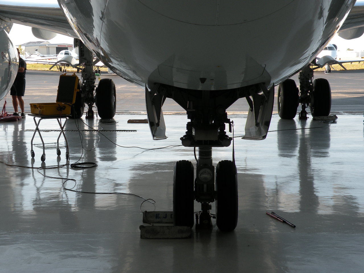 Large Jet Weighing Service - On-Site Weight & Balance Inc.